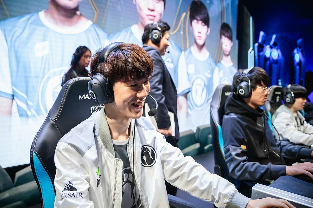 League of Legends: Best Lol Players of all time | Turbosmurfs